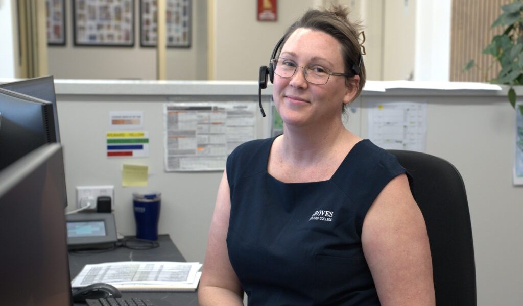 Join the Community Services Team | Groves College News